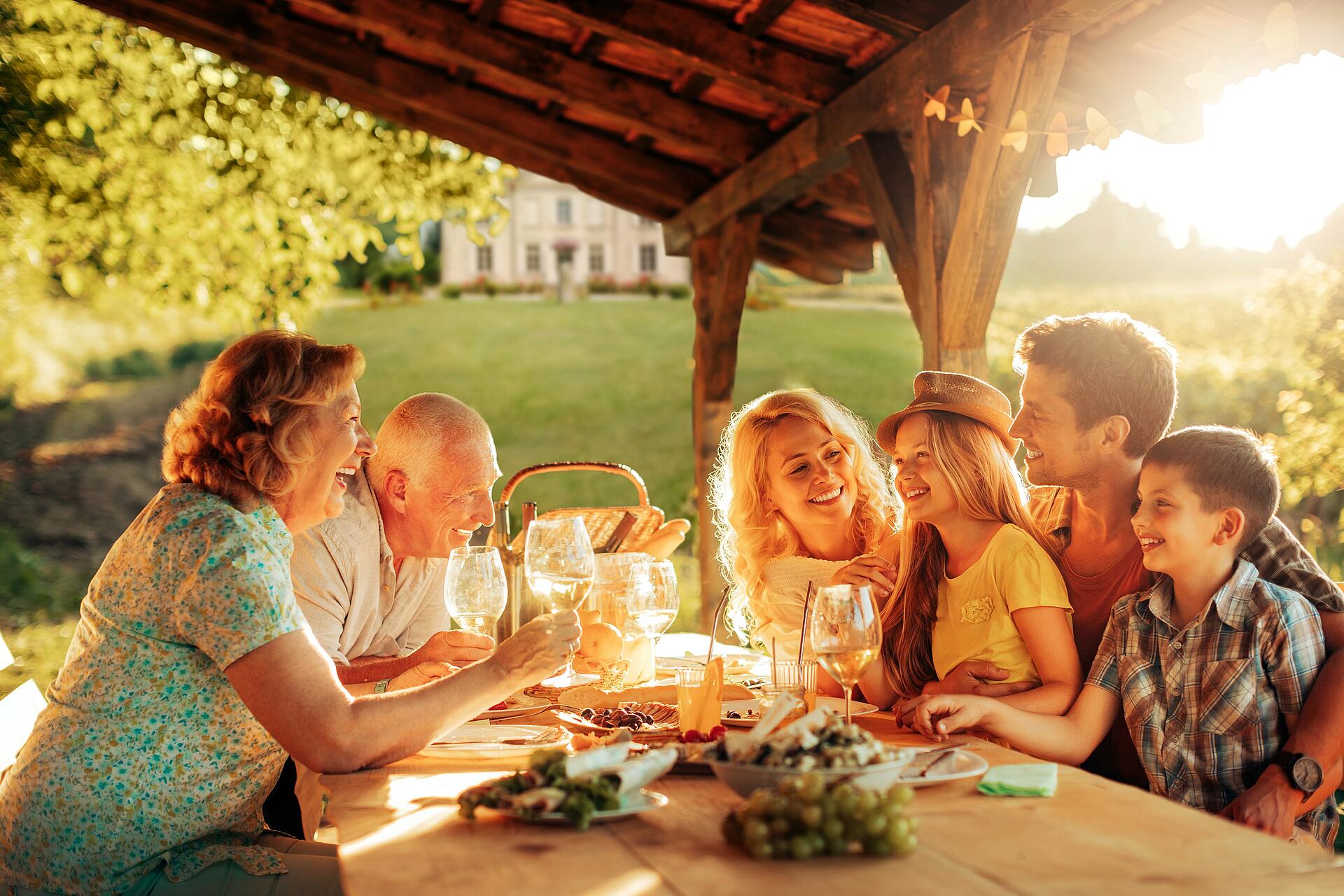 Les Castels: Brochure camping Collection Castels | Les Castels