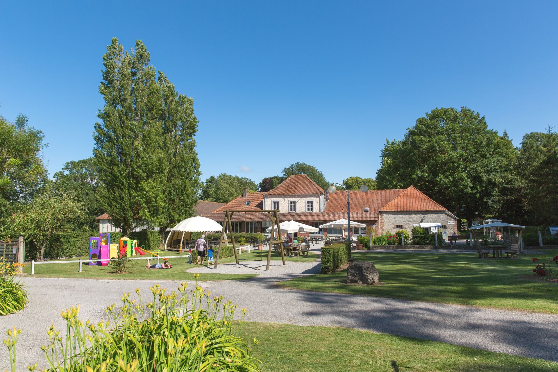 Campsite Domaine de la Bien-Assise - Les Castels - Calais (62340) | Les ...